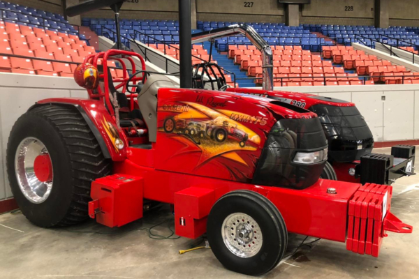 Pro Stock Tractors – The Pullers Championship