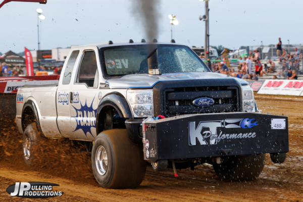 Super Stock Diesel Trucks – The Pullers Championship